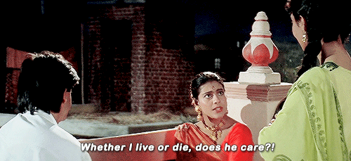 7 Relatable Simran Moments from DDLJ! #20YearsOfDDLJ - Blog