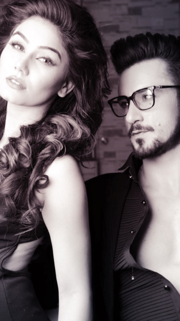 Kangna Sharma and Danish Bhatt recreate ‘YEH JOH MOHABBAT HAI’ from ...