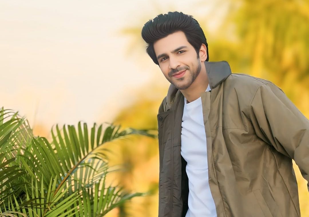 Neel Samarthh's to be seen as a Police Inspector in Rose Garden