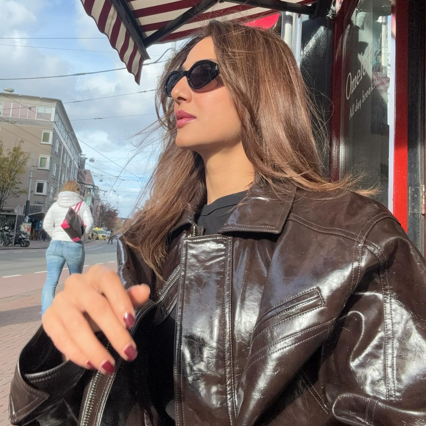 5 Actresses Making Leather Jacket Ultimate Style Statement 5-actresses-making-leather-jacket-ultimate-style-statement